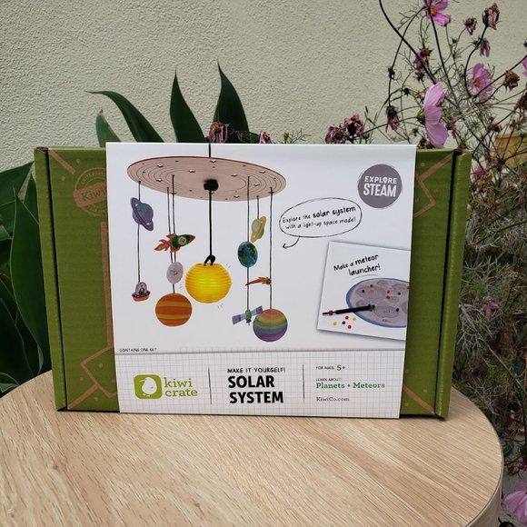 Kiwi | Toys | Kiwico Kiwi Crate Science Kit Solar System Diy Mobile ...